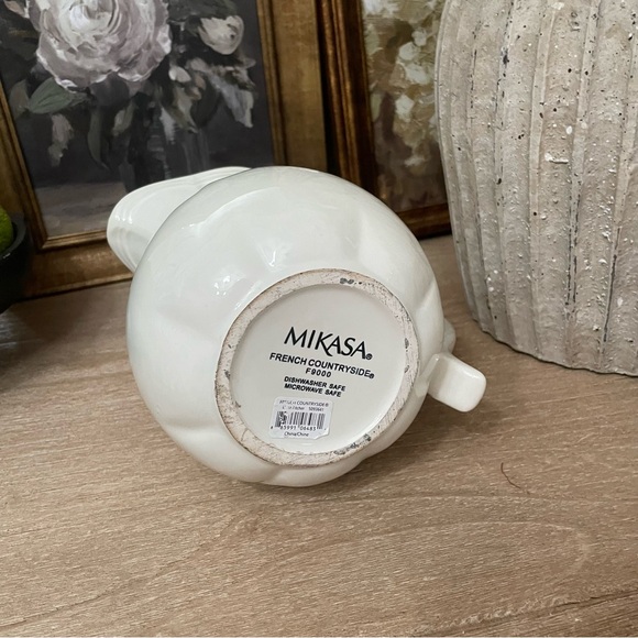 Mikasa | Kitchen | Mikasa French Countryside 47 Oz Pitcher | Poshmark